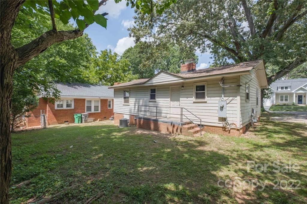 720 Tennyson Drive, Charlotte, NC 28208 - MLS 3888305